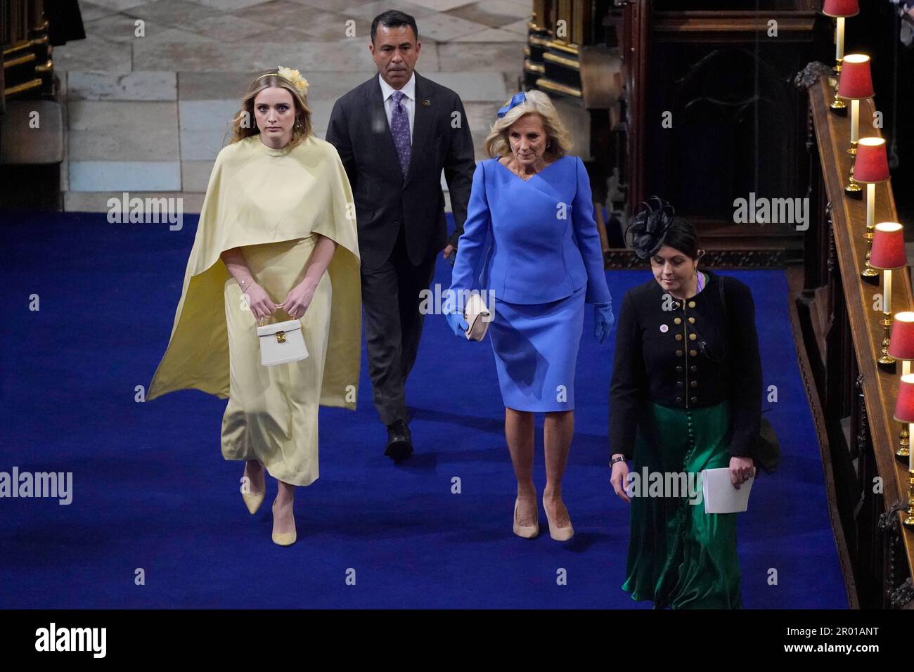 US First Lady Jill Biden, and her granddaughter Finnegan arrive at ...
