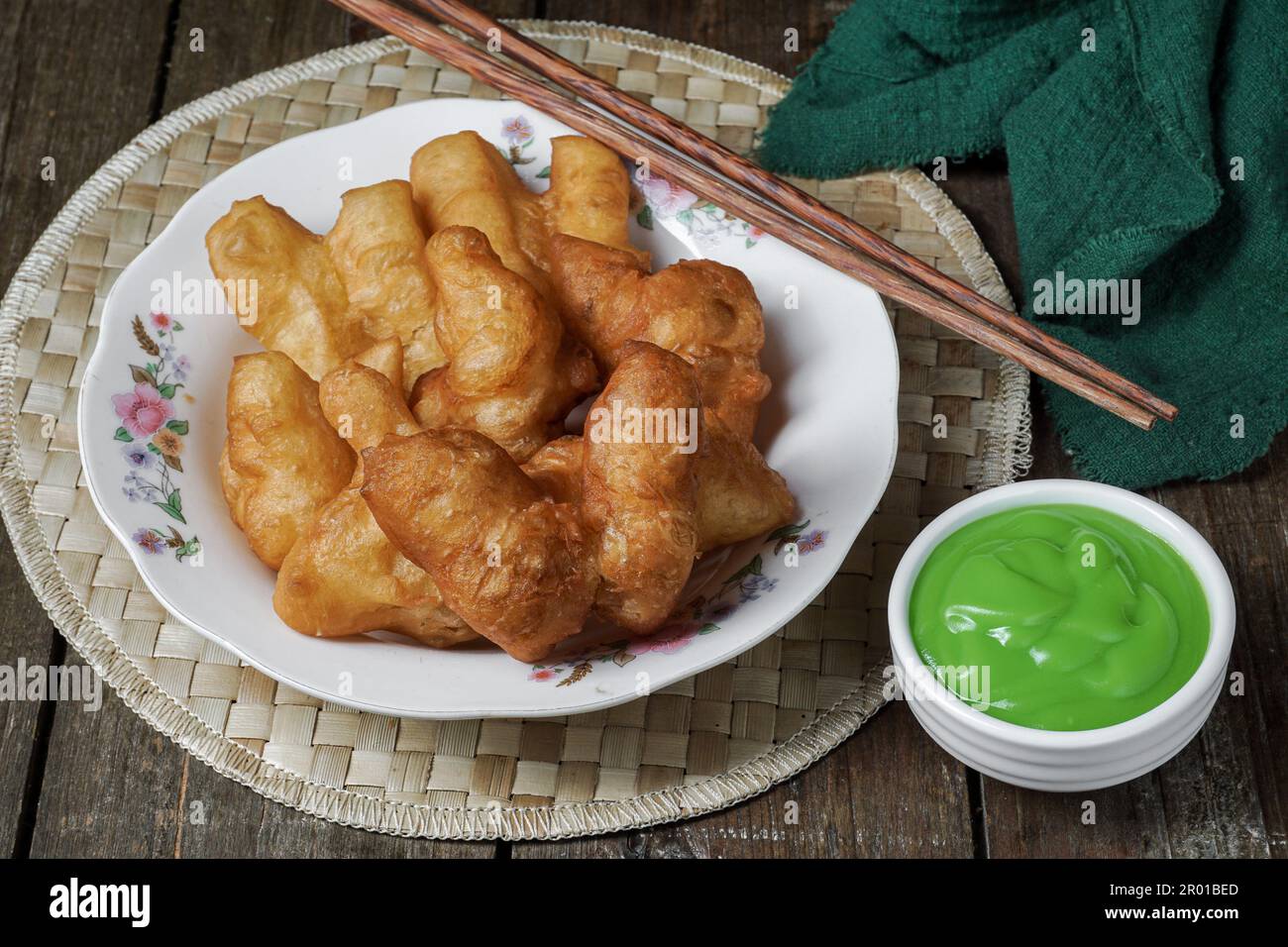 Chinese youtiao hi-res stock photography and images - Alamy