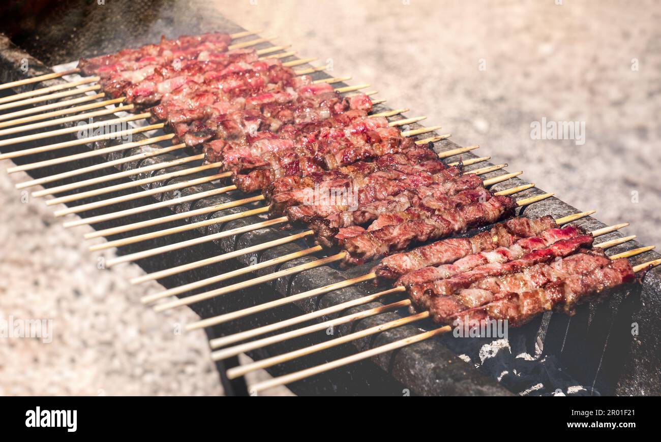 Arrosticini abruzzesi hi-res stock photography and images - Alamy