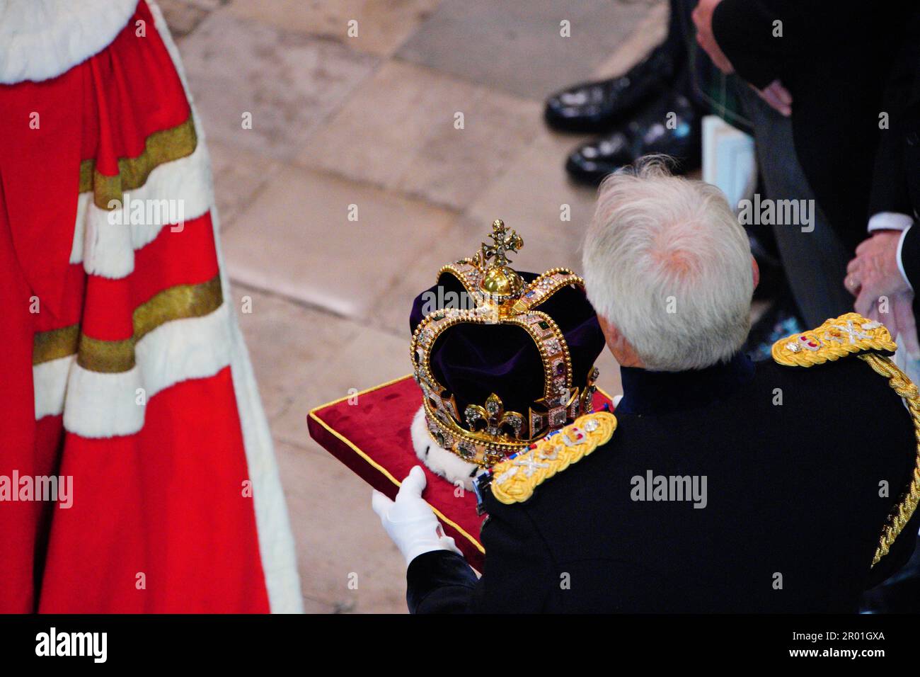 General Sir Gordon Messenger, the Governor of HM Tower of London ...