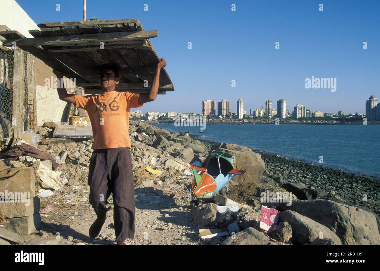 a Coast with a slum in Colaba in the city centre of Mumbai in India ...