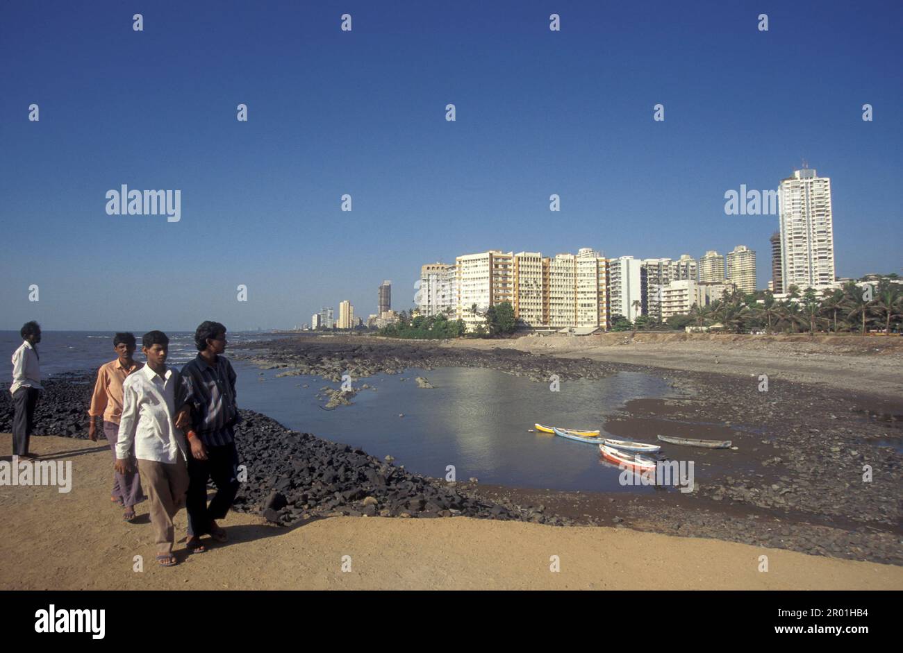 the Priyadarshini Seaside Shore Park in the city centre of Mumbai in ...
