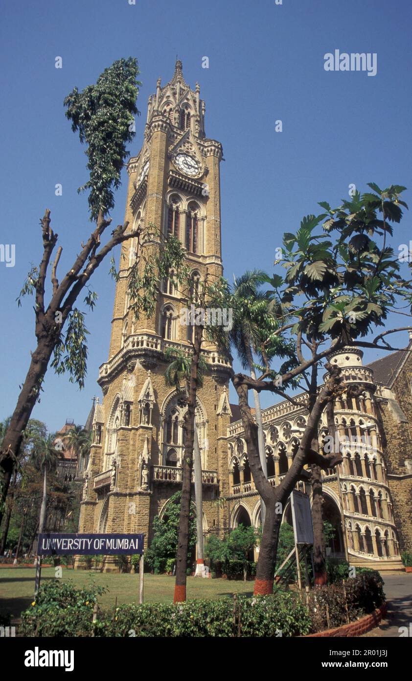 the architecture of the Rajabai Clock Tower of the Universita of ...