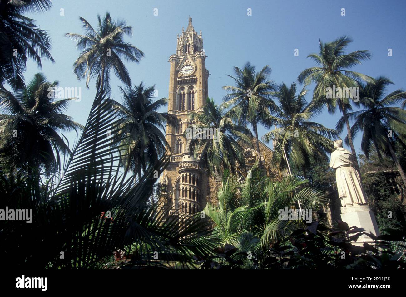 the architecture of the Rajabai Clock Tower of the Universita of ...