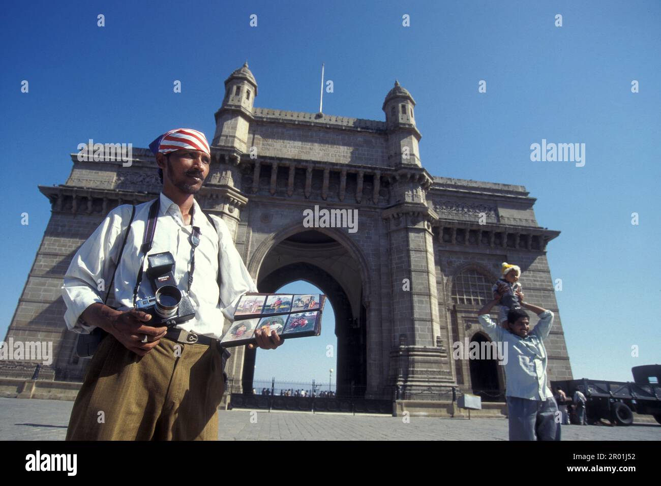the architecture of the arch India Gate or Gateway of India in Colaba ...