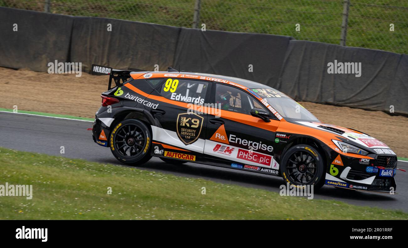 Longfield, UK. 06th May, 2023. FP1 during the British Touring Car ...