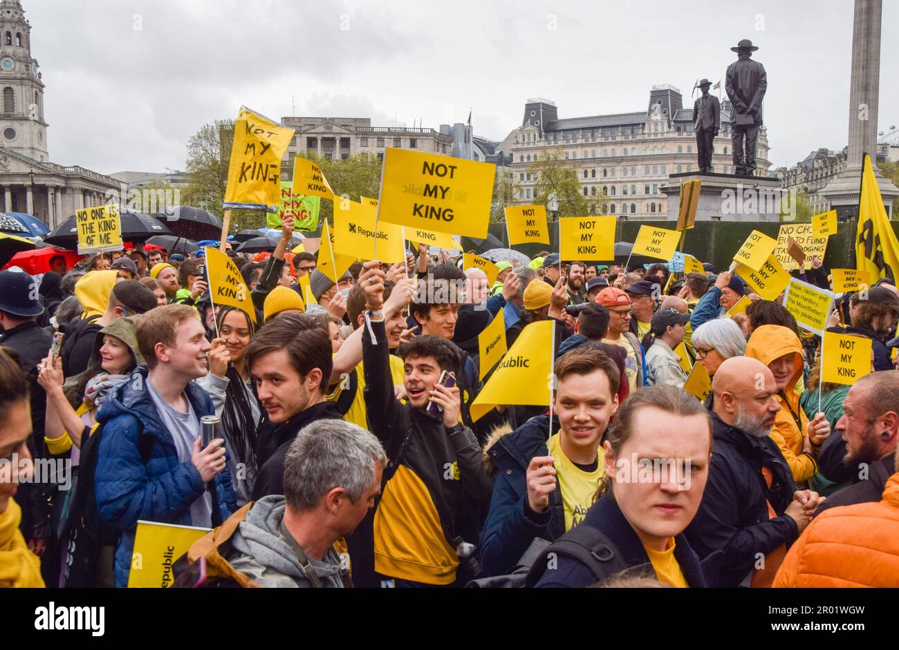 London, UK. 6th May 2023. Anti-monarchists stage a protest in Trafalgar ...