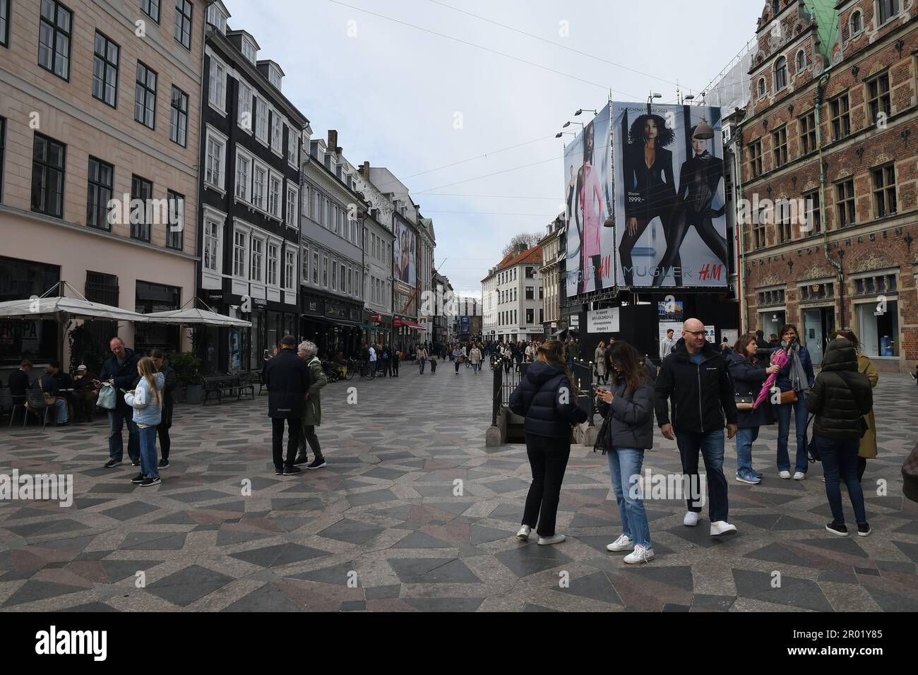 Copenhagen /Denmark/06 May 2023/ Shoppers and tourists enjoy day on ...