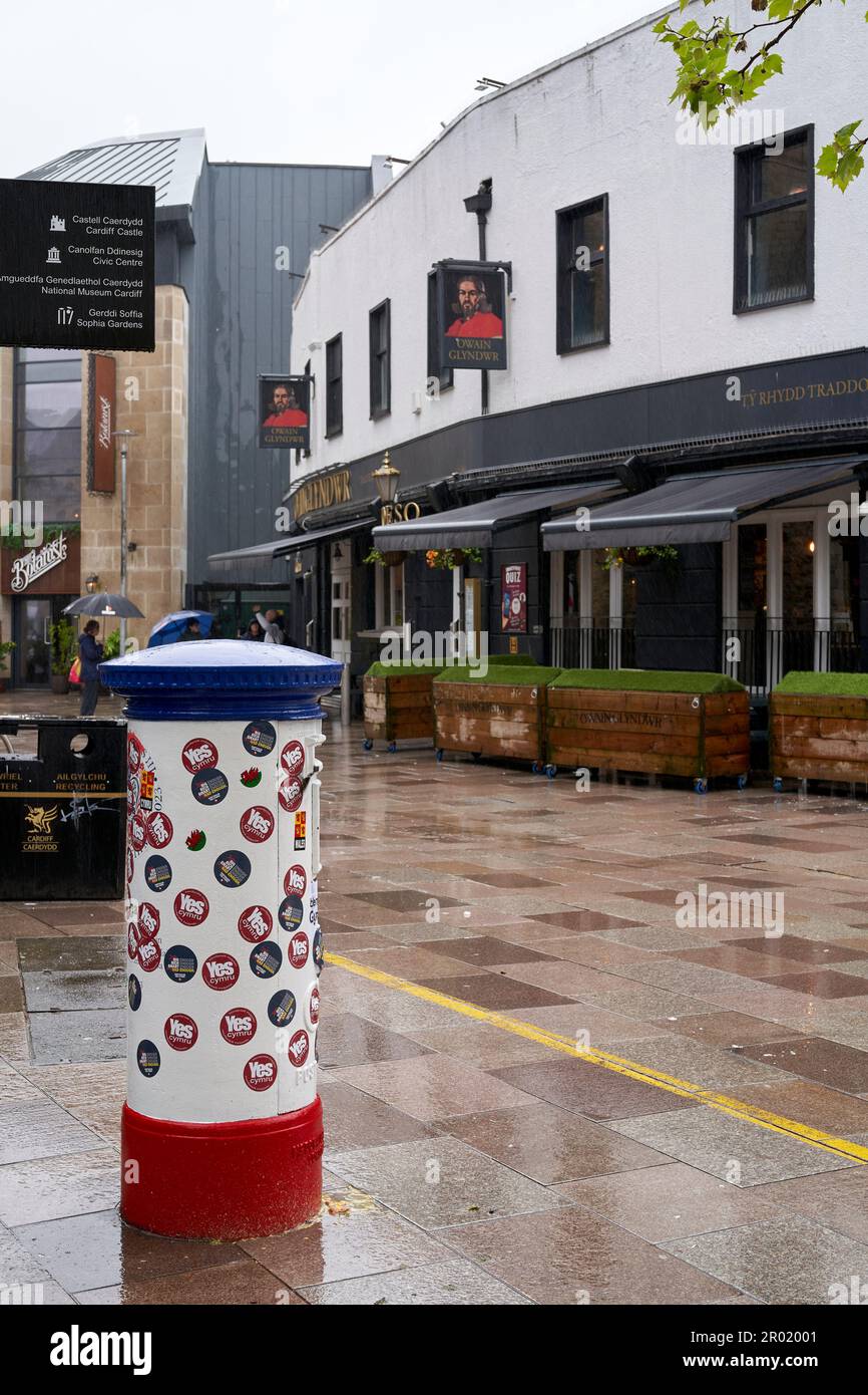 Welsh nationalist charles hi-res stock photography and images - Alamy