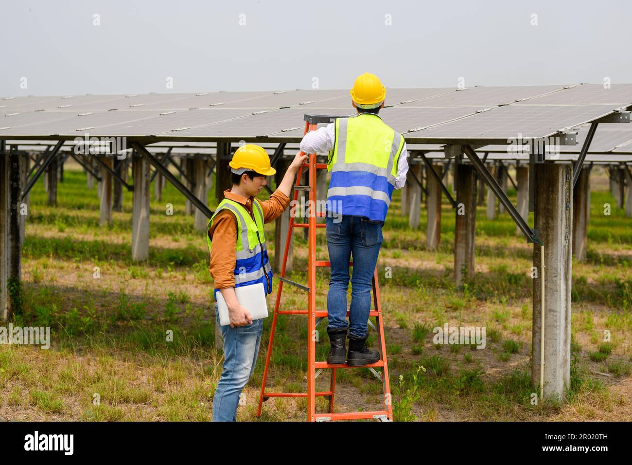 Engineer working on solar panels hi-res stock photography and images ...