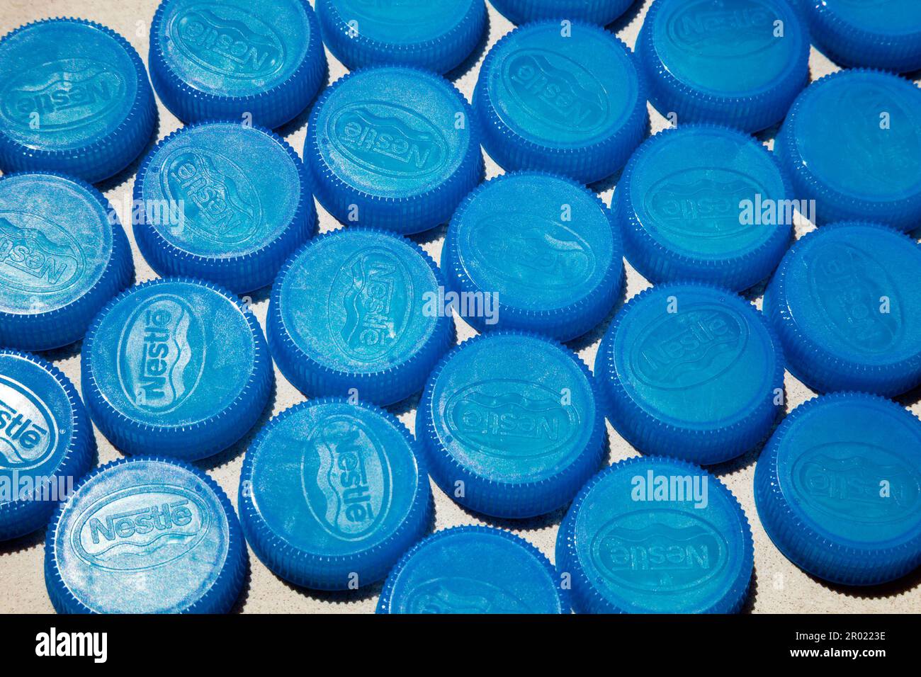 Nestle group hi-res stock photography and images - Alamy