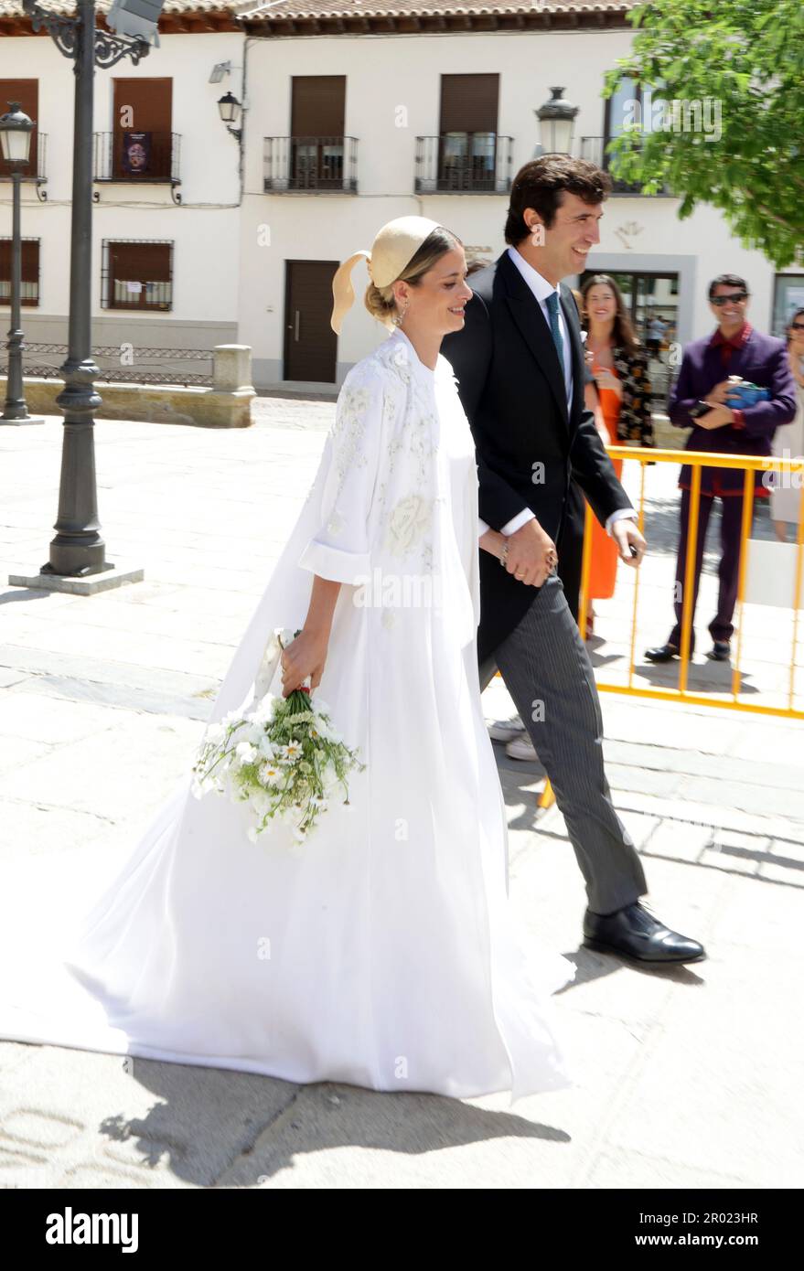 Paula Fernández and José María Treviño leave the Santo Tomás Apóstol de ...
