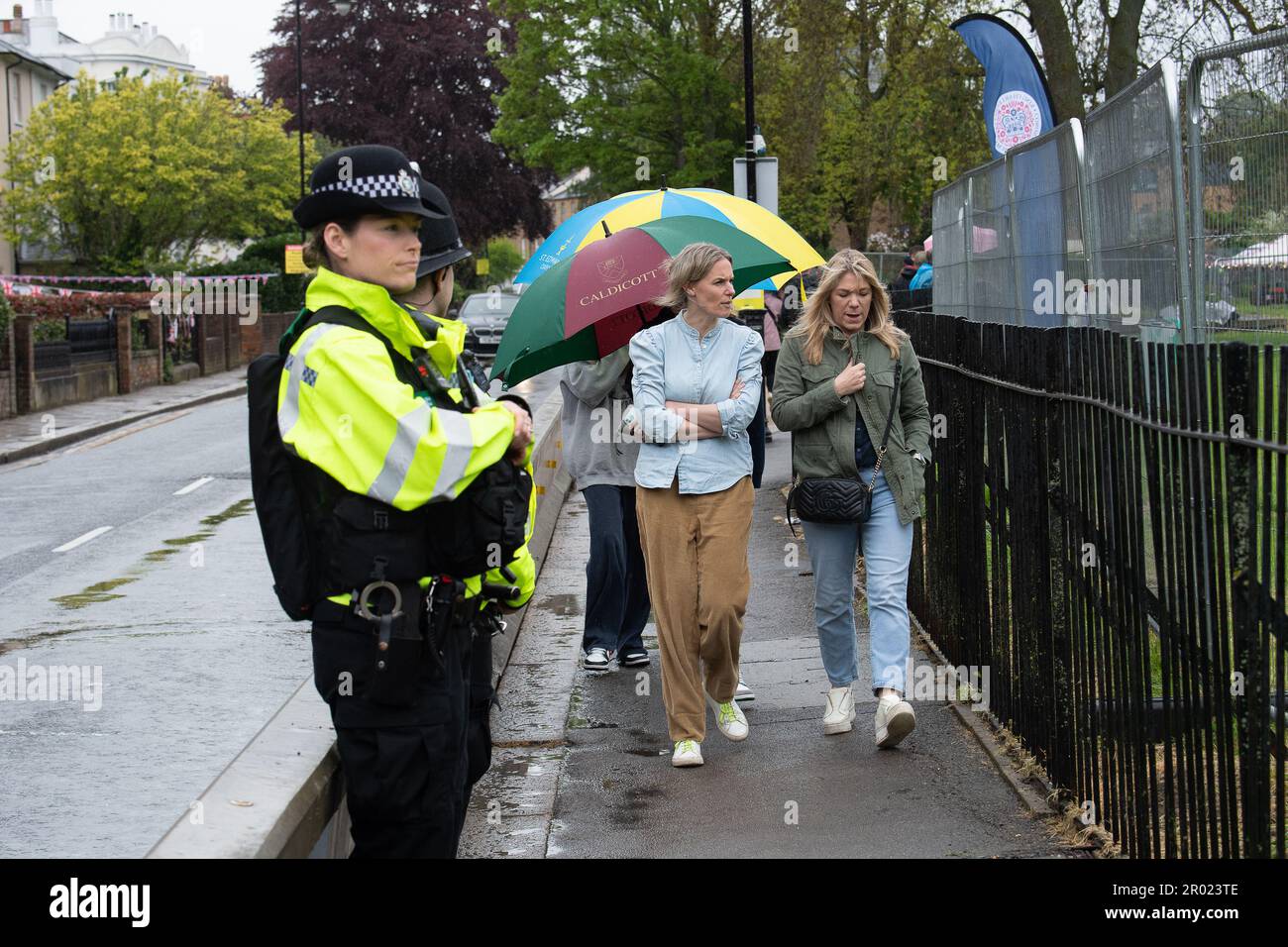 Windsor, Berkshire, UK. 6th May, 2023. A ring of steel has been placed ...