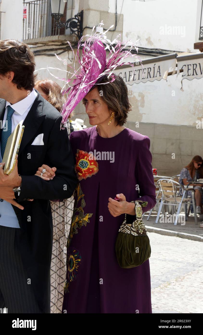 Gemma Ruiz de Velasco leaves the Santo Tomás Apóstol Church in Orgaz after attending the wedding ...