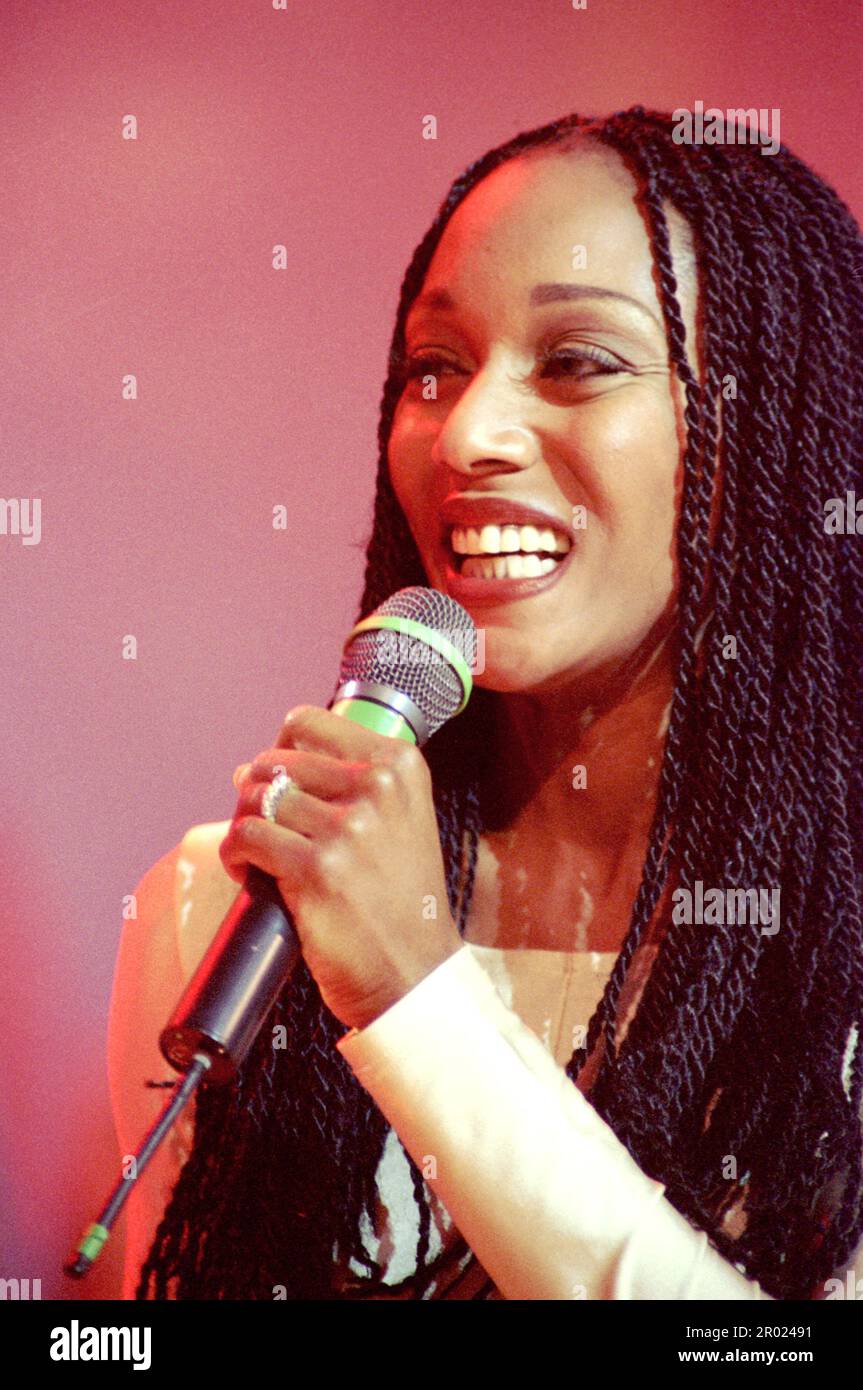 Amii stewart 1994 hi-res stock photography and images - Alamy