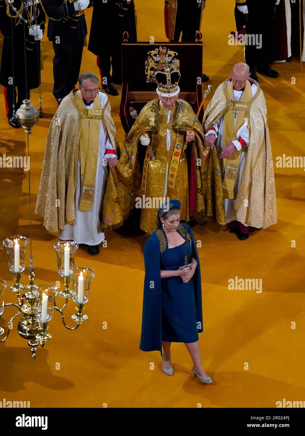 Jewelled sword of offering hi-res stock photography and images - Alamy