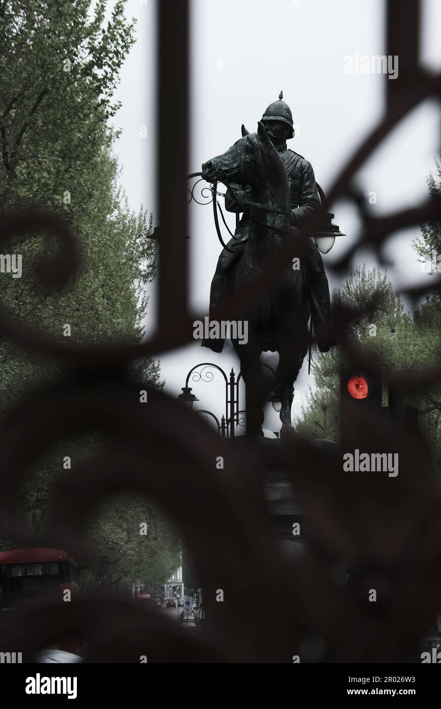 Robert napier statue hi-res stock photography and images - Alamy