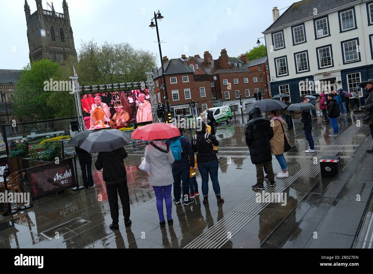 6th May, 2023. Worcester, UK. A small crowd braved the weather to watch ...