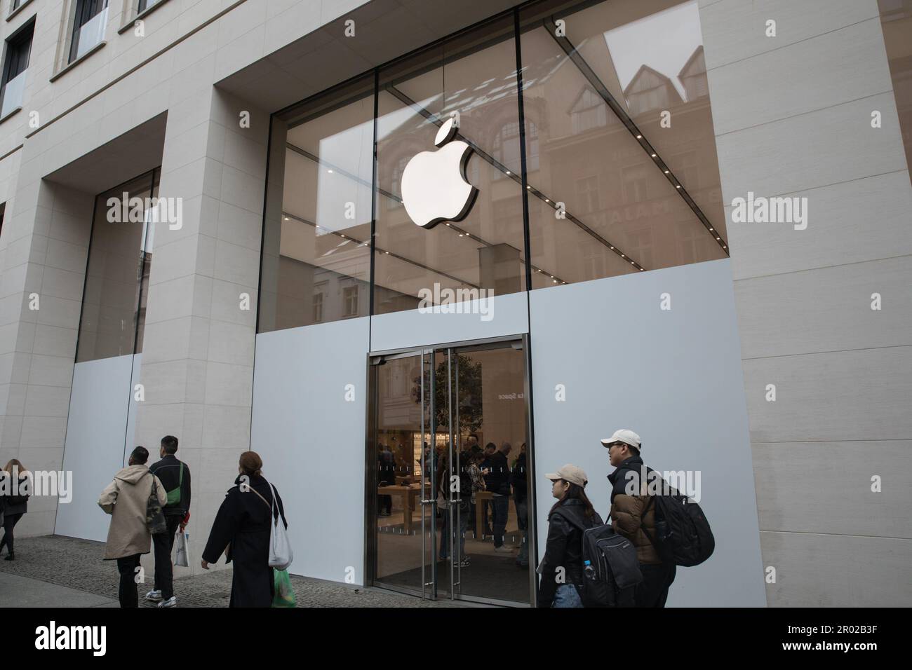 Berlin, Germany. 06th May, 2023. The storefront of the Apple Store on ...