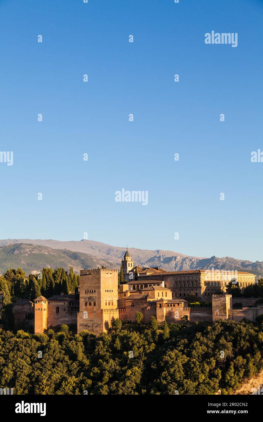 Famous Alhambra Royal Palace (UNESCO heritage) from the view point in ...