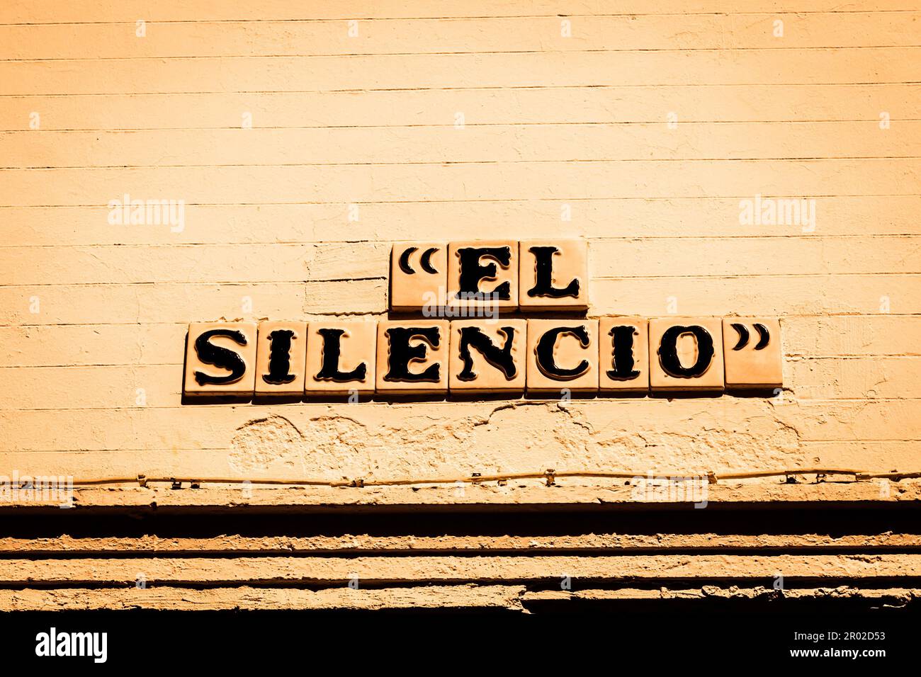 Silencio sign hi-res stock photography and images - Alamy