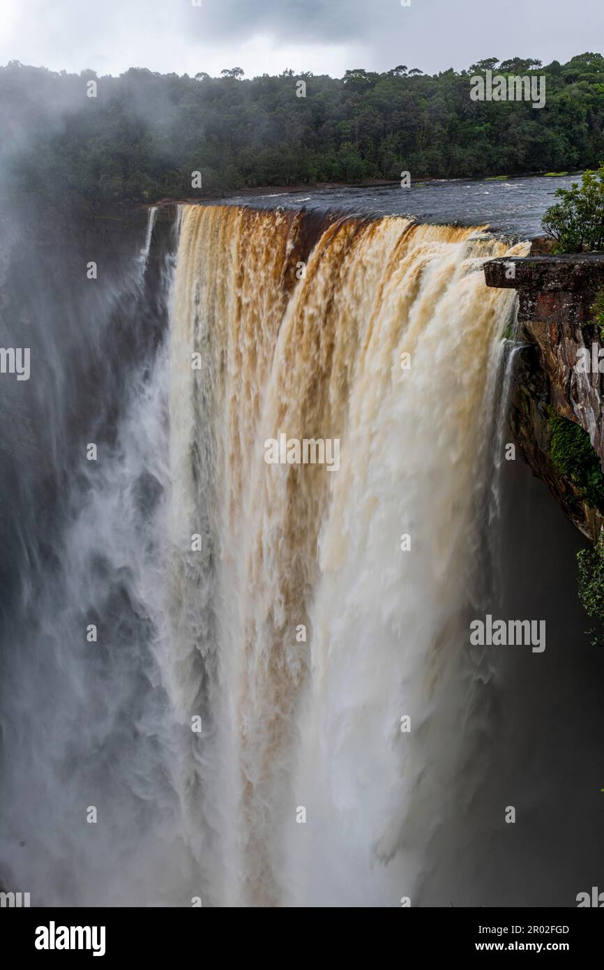 Kaieteur Falls, Potaro river, Guyana, South America Stock Photo - Alamy