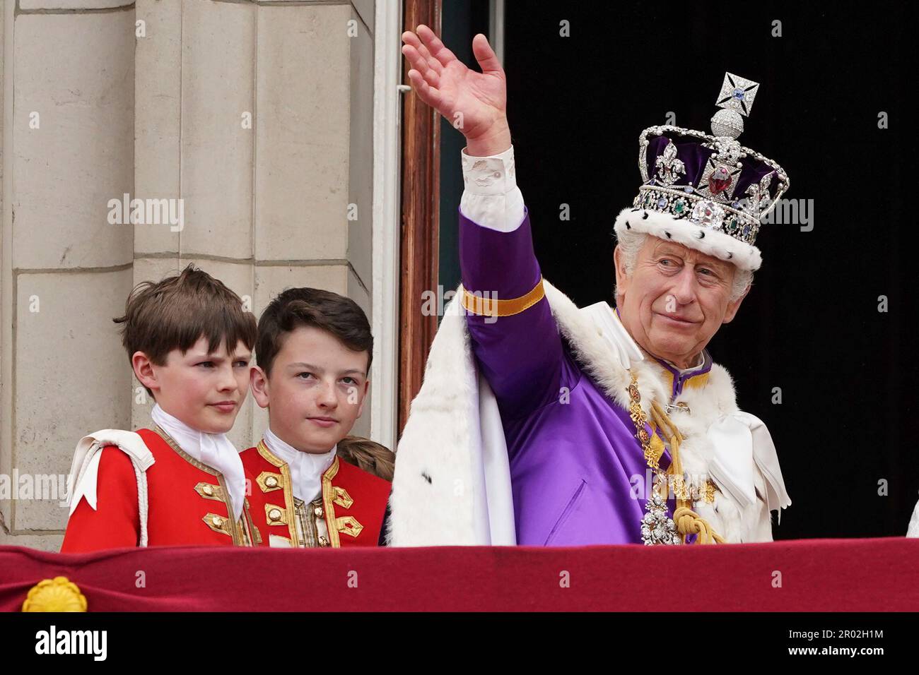 King Charles III waves from the balcony of Buckingham Palace, London ...