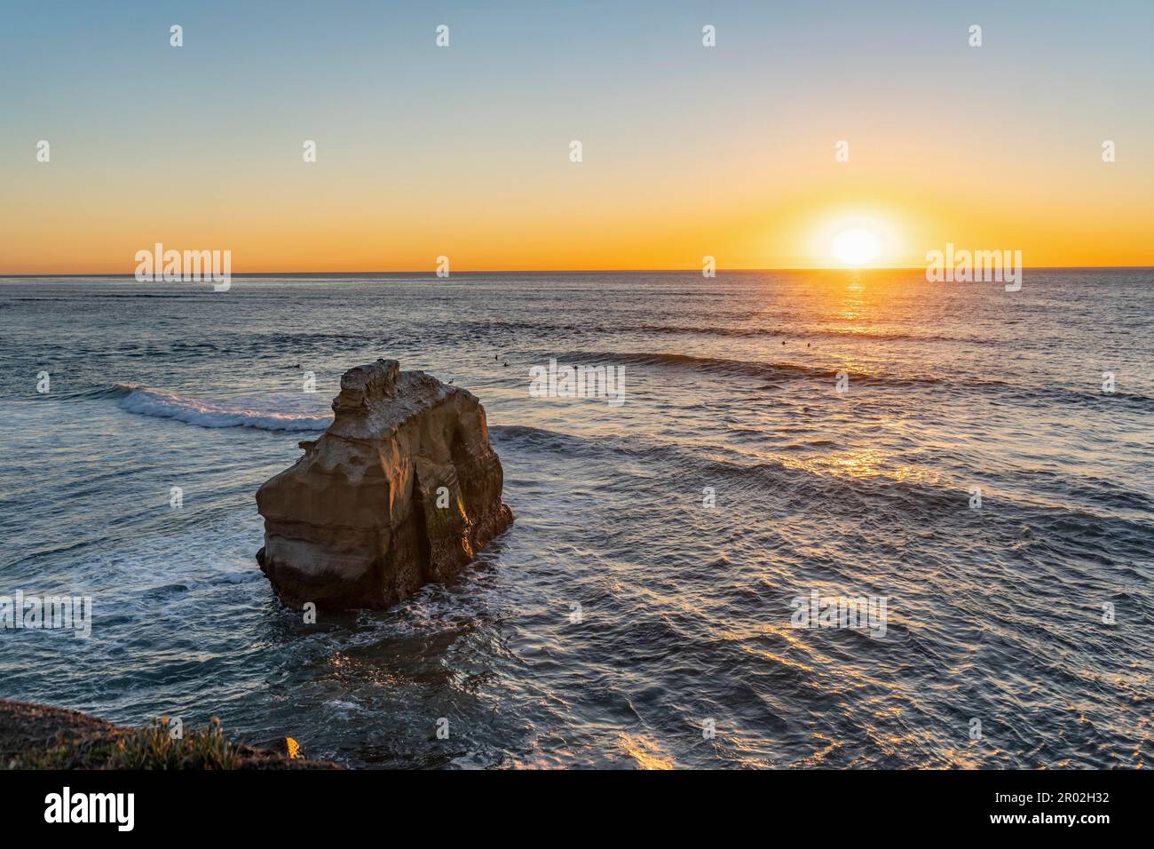 Sunset at Sunset Cliffs in San Diego, California Stock Photo - Alamy