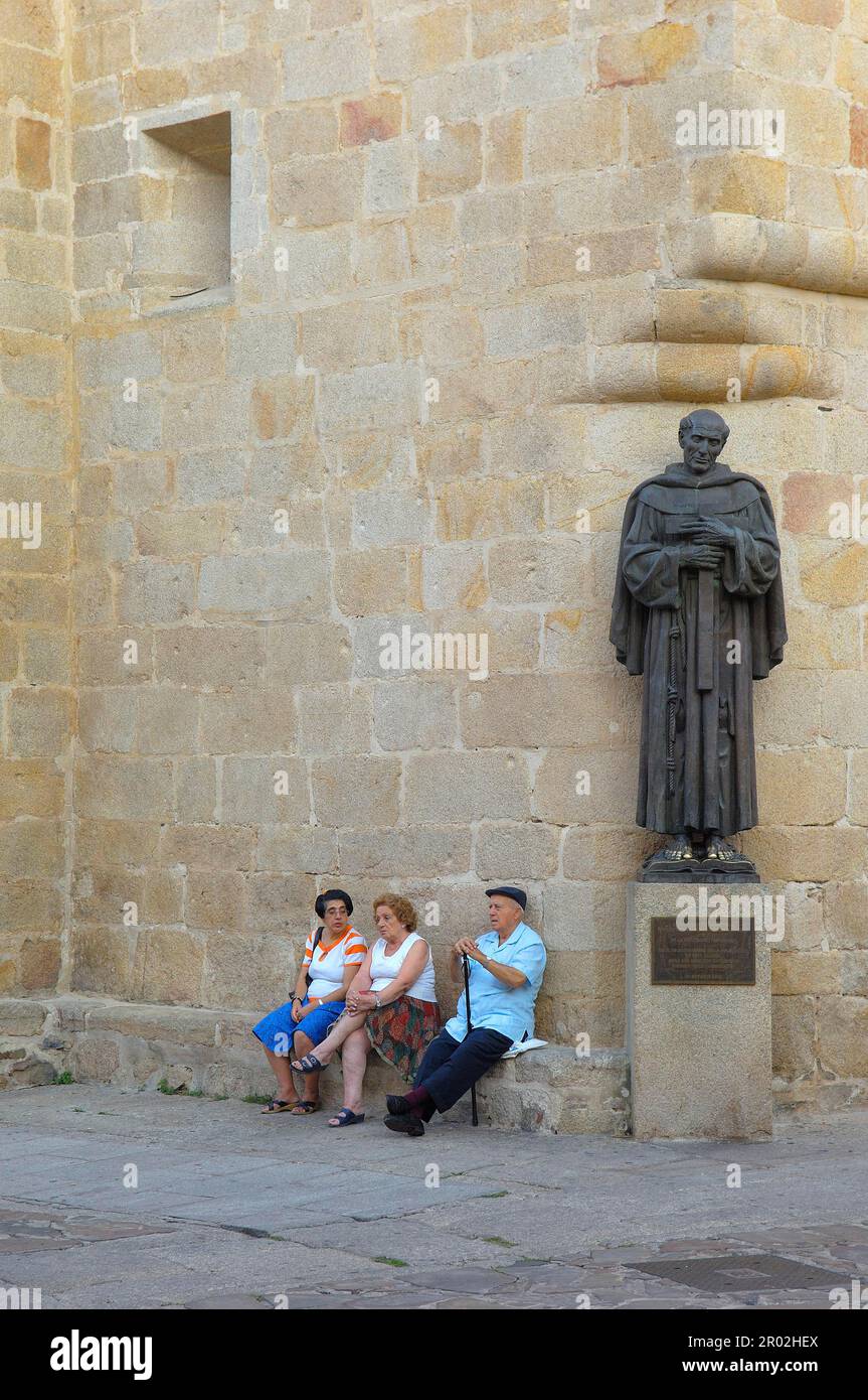 Caceres, Statue of San Pedro de Alcantara, Old Town, UNESCO World ...