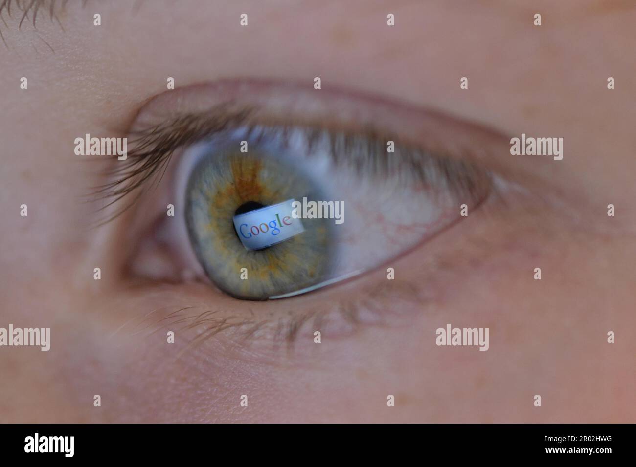 Close up eye google hi-res stock photography and images - Alamy