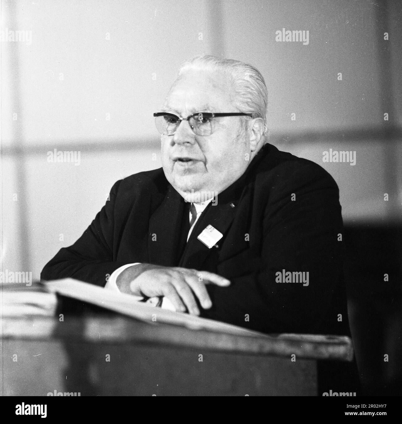 Personalities from politics, business and culture from the years 1965 ...