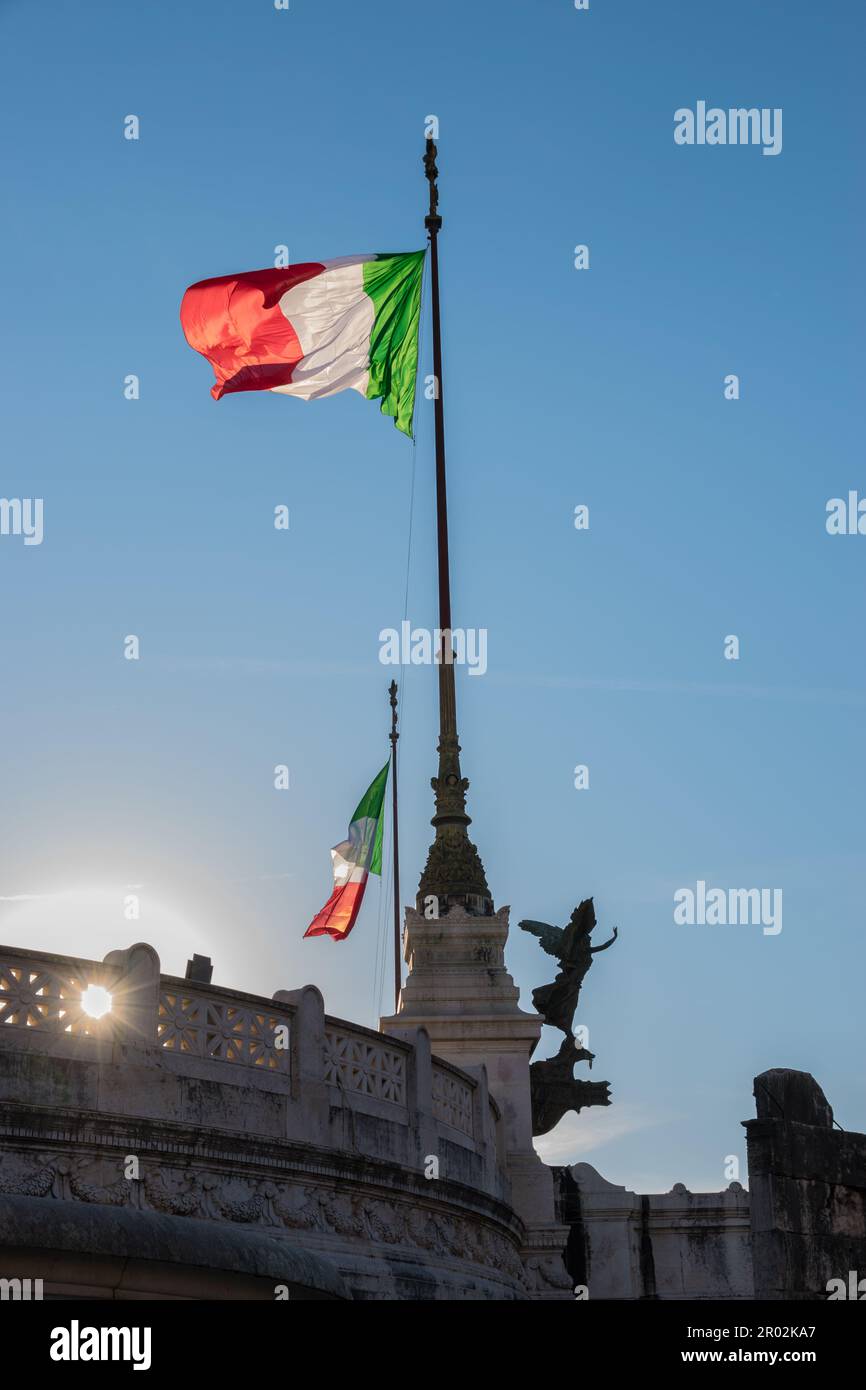 Italian flag waving in the wind Stock Photo - Alamy