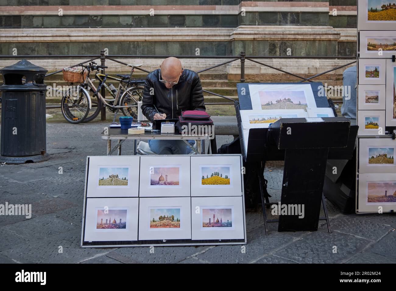 Artists selling work outside the Duomo, Florence, Firenze, Tuscany ...