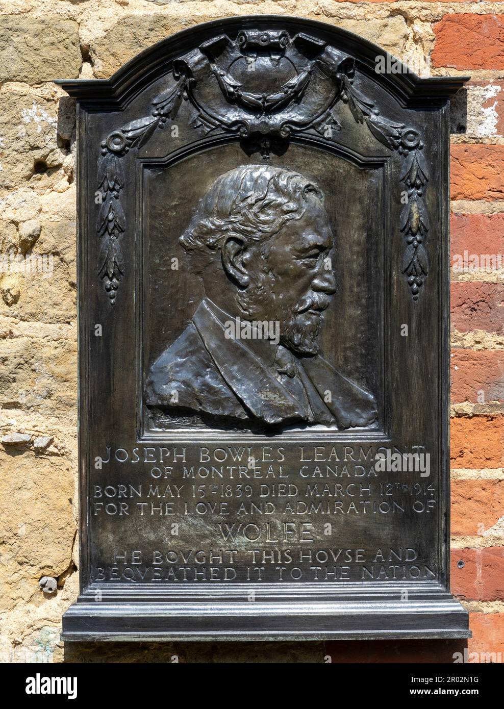 Westerham plaques hi-res stock photography and images - Alamy