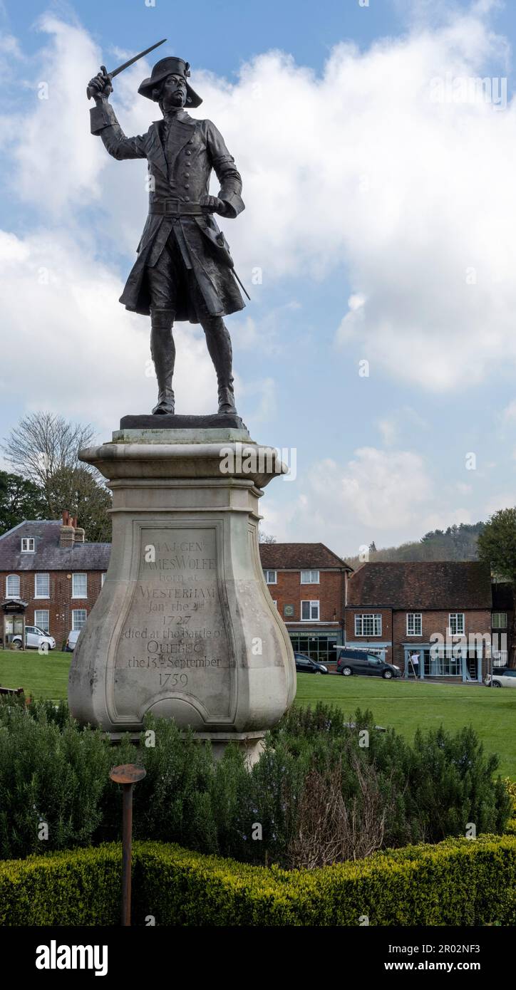 Statue of Major General James Wolfe on The Green, Westerham, Kent ...