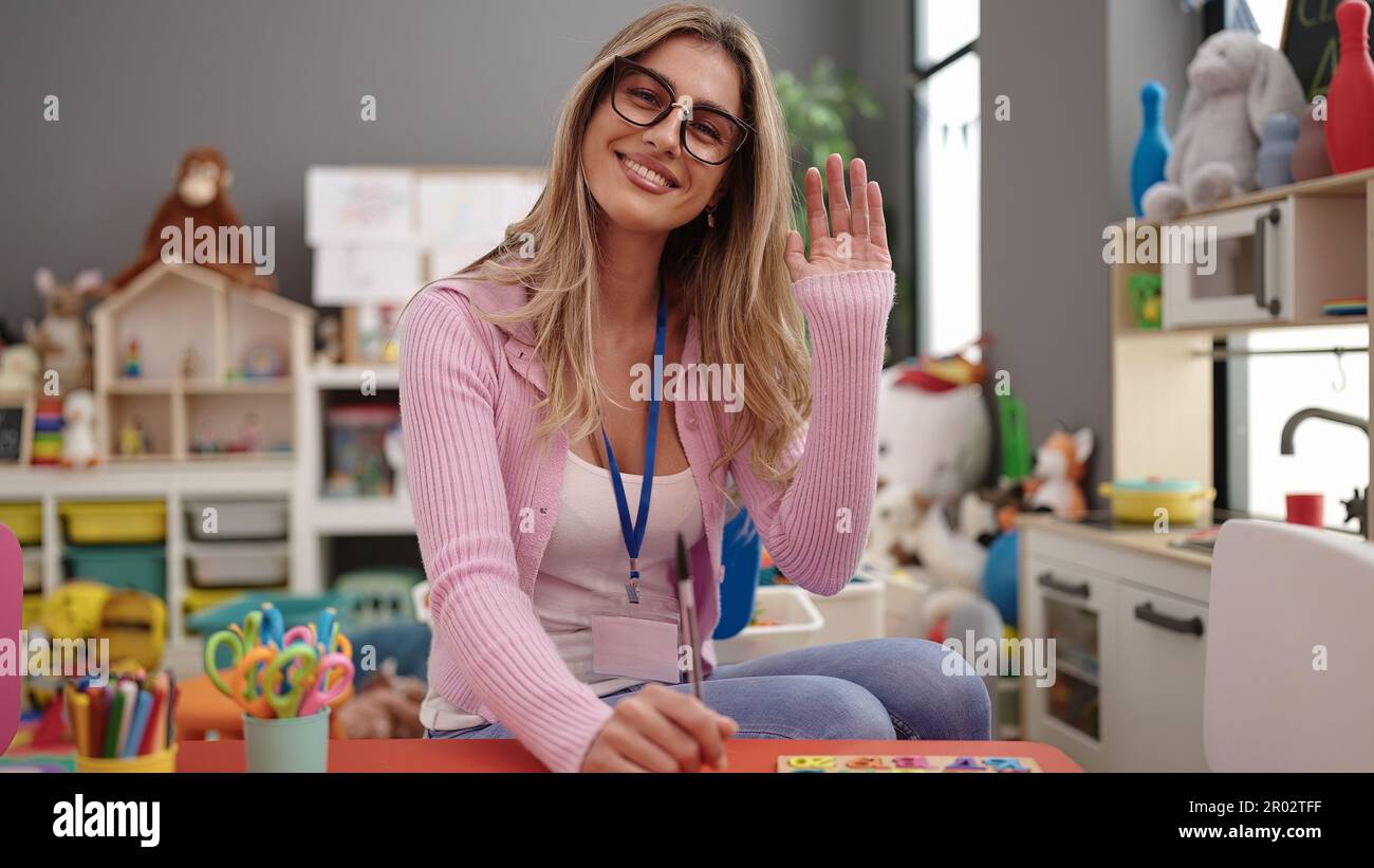 Female teacher hi hi-res stock photography and images - Alamy