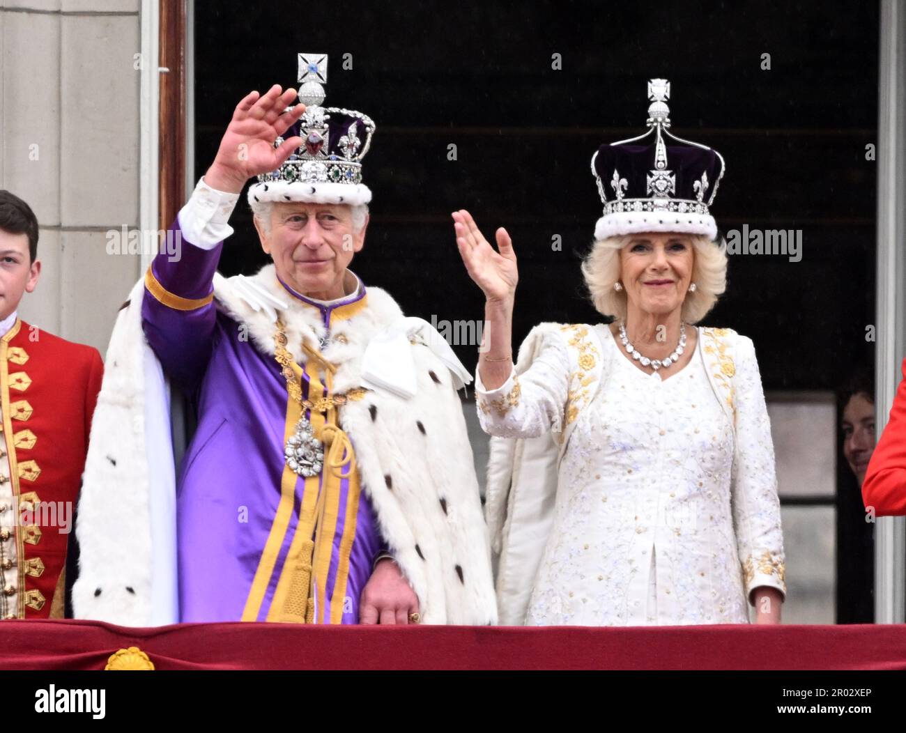 King charles coronation balcony hi-res stock photography and images - Alamy