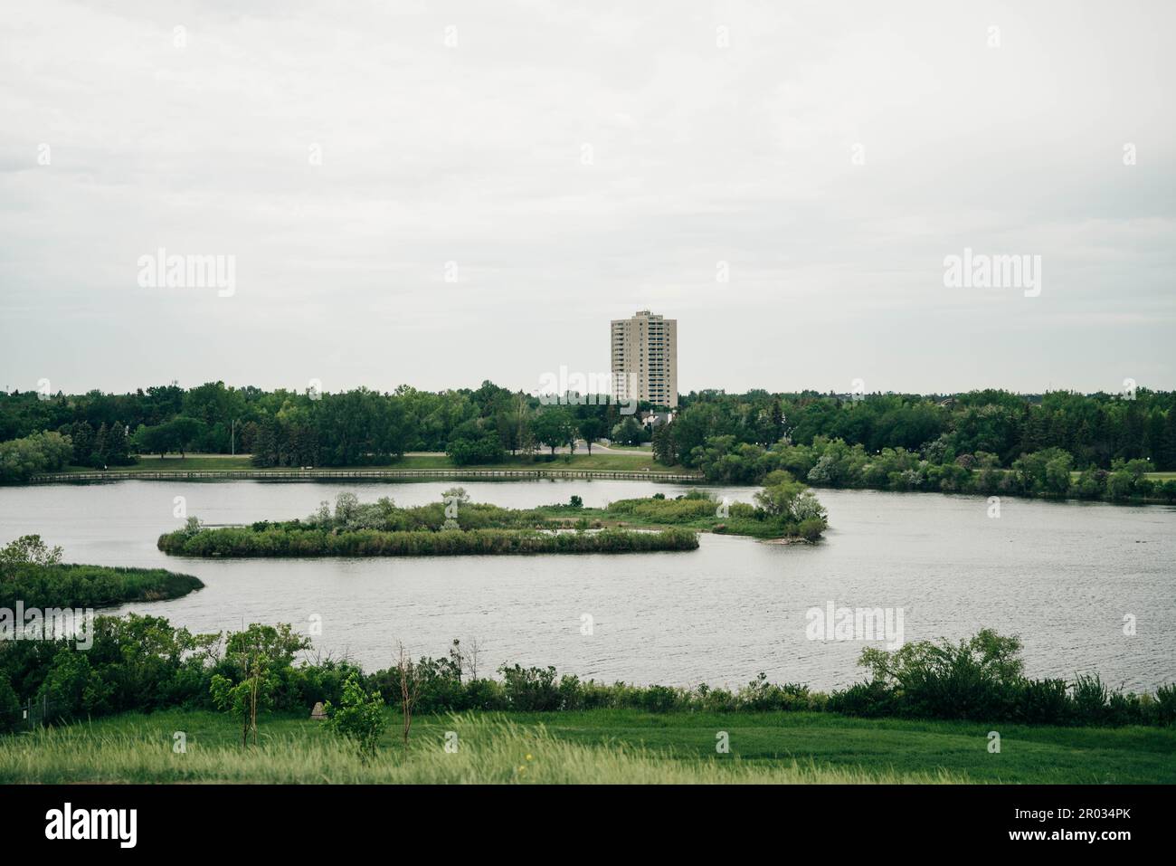 Regina skyline saskatchewan hi-res stock photography and images - Alamy