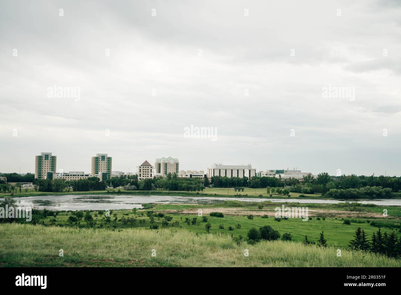 Regina skyline saskatchewan hi-res stock photography and images - Alamy