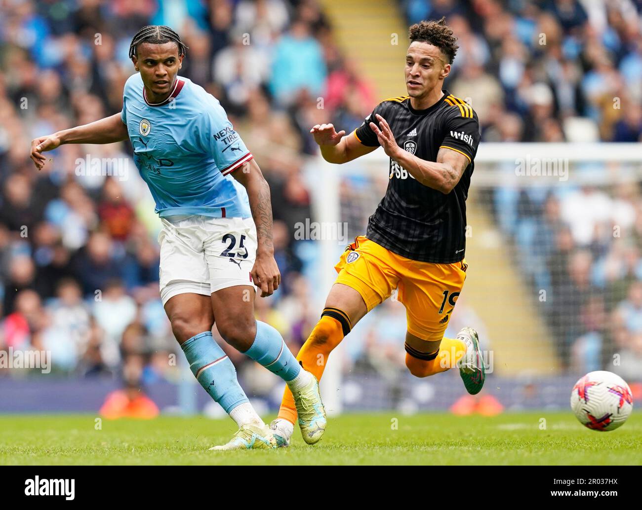 Manchester city leeds 2023 hi-res stock photography and images - Alamy