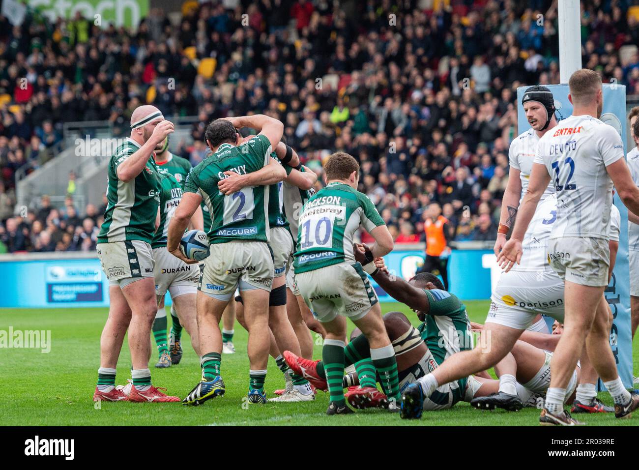 London Irish celebrate scoring their first try during the Gallagher ...