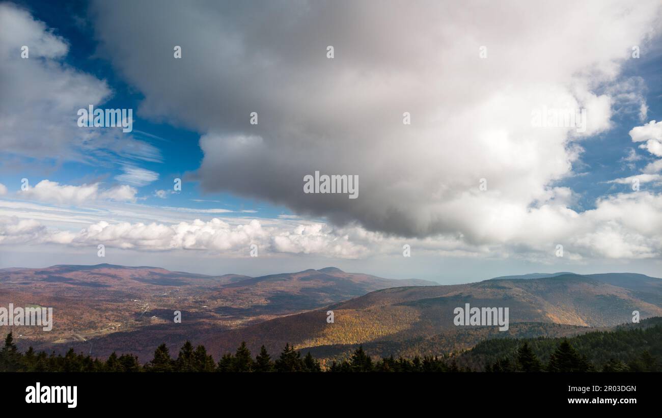 View of Catskill mountains Stock Photo - Alamy
