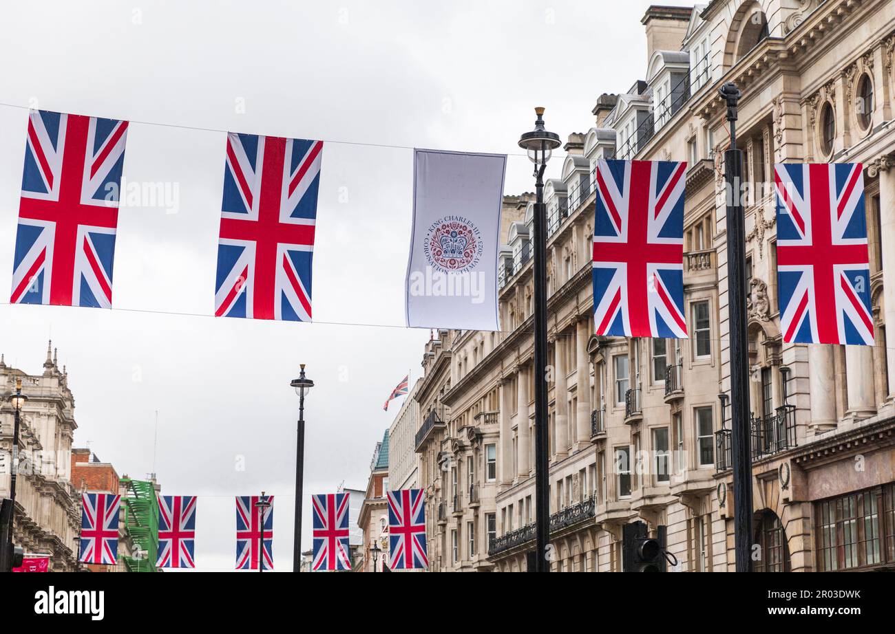 Official king charles iii coronation flag hi-res stock photography and ...