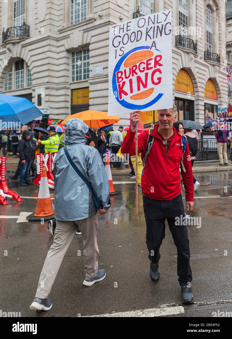 Coronation protest london hi-res stock photography and images - Alamy