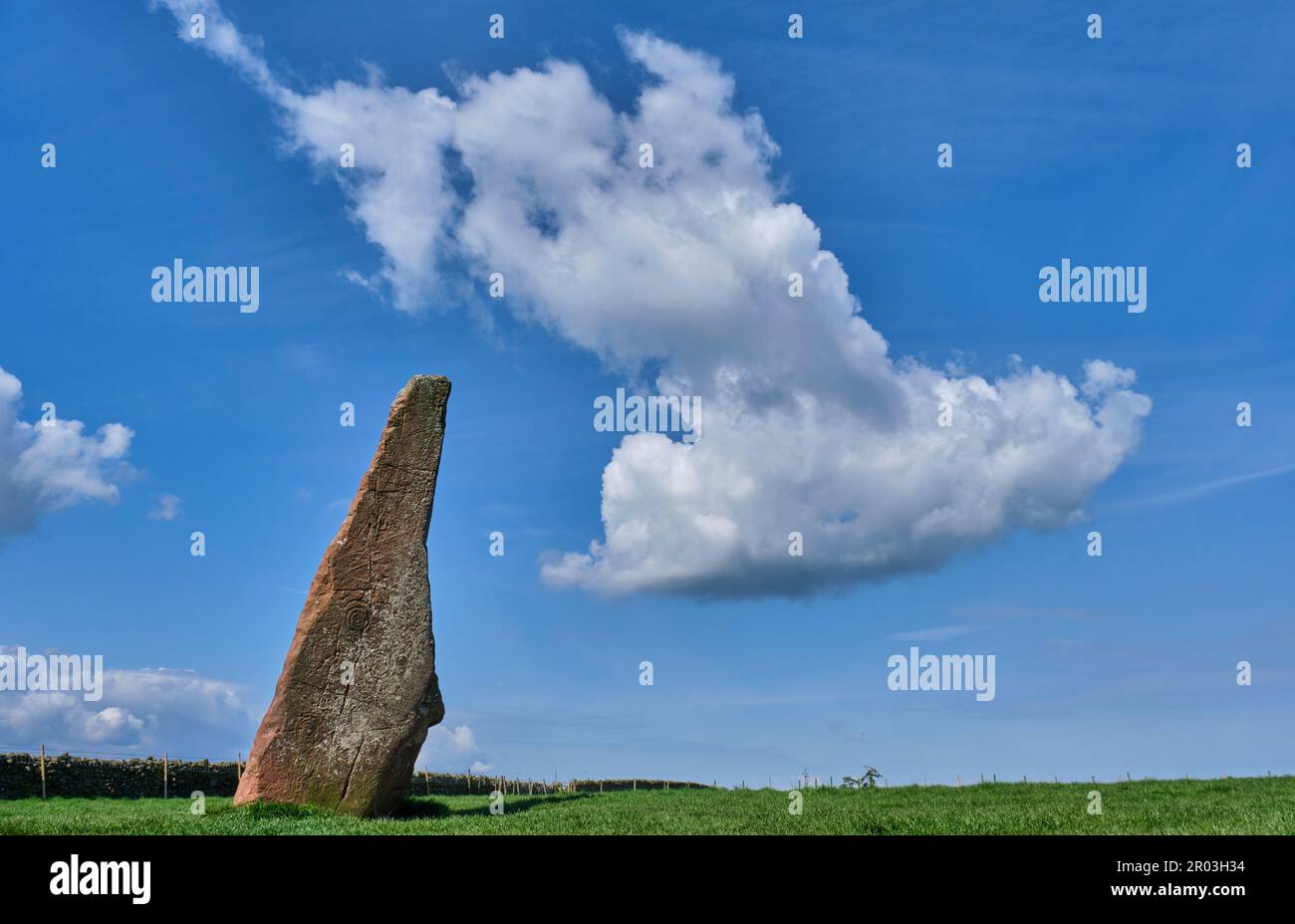 Long Meg standing stone at the Long Meg and her Daughters Stone Circle ...
