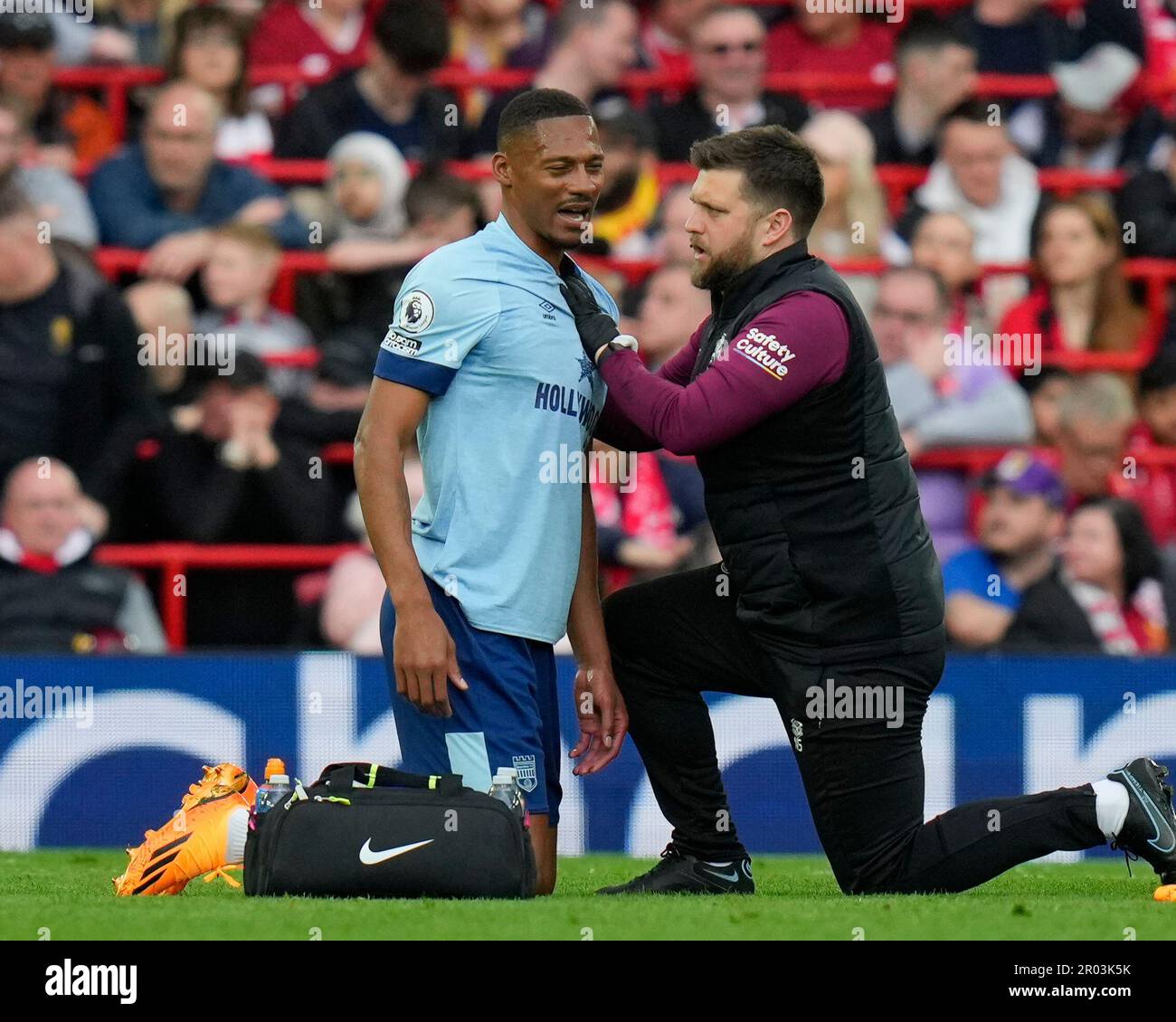 Ethan pinnock liverpool hi-res stock photography and images - Alamy