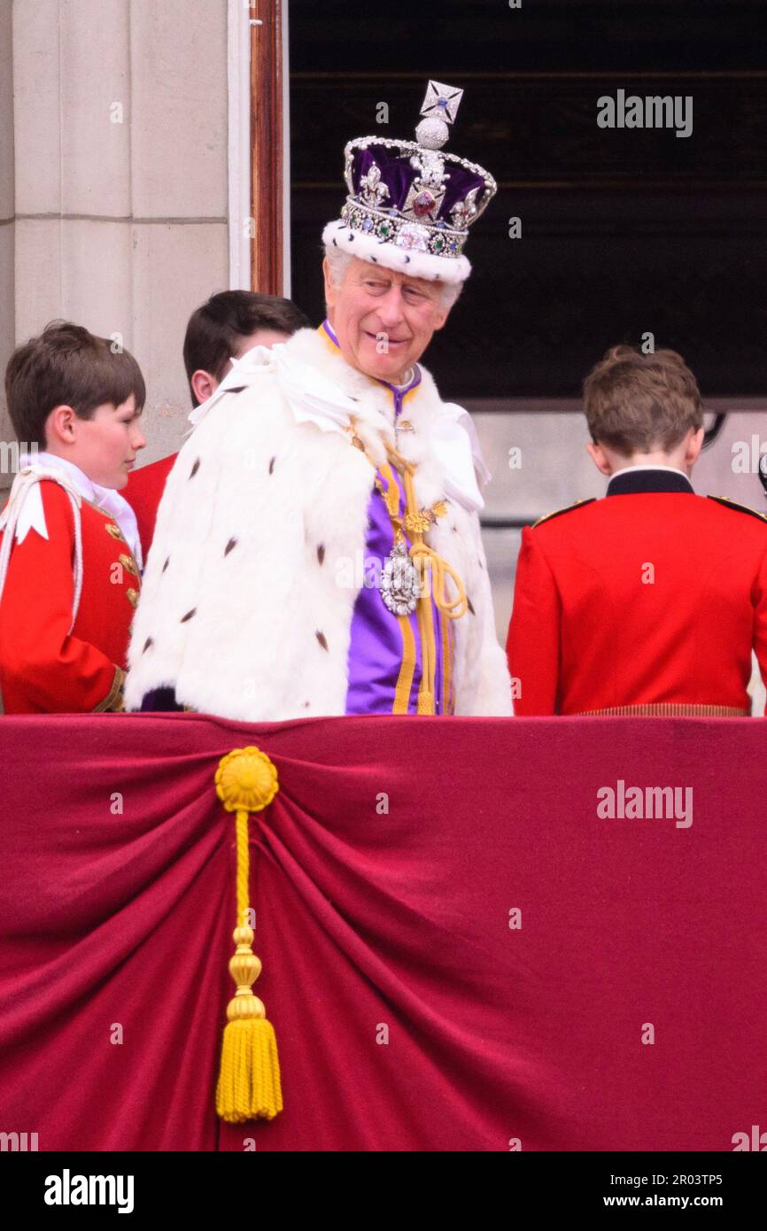 London, UK. 6th May, 2023. King Charles III on the balcony of ...