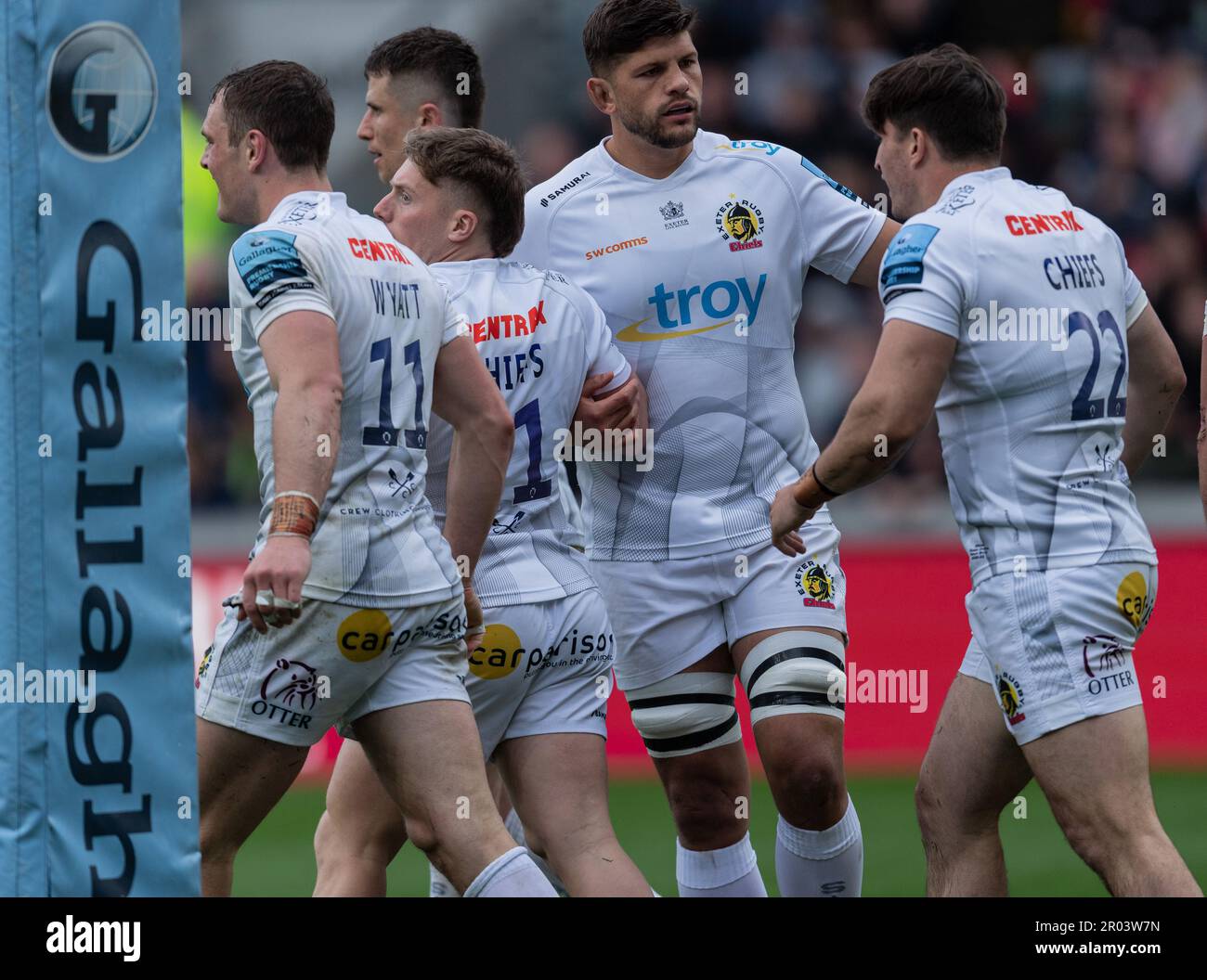 Exeter Chiefs celebrate scoring they second try during the Gallagher ...