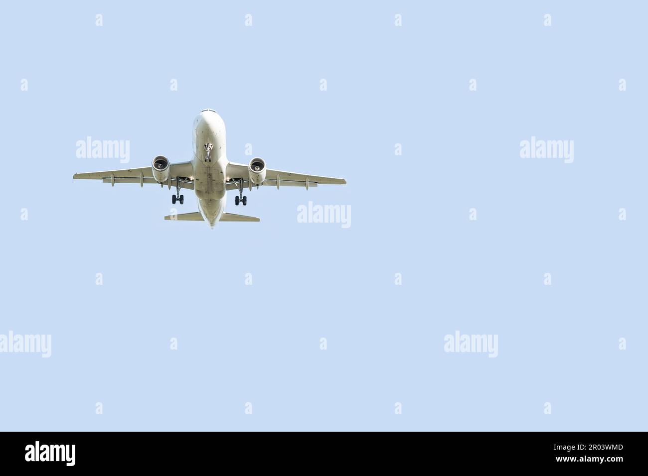 Plane wheels hi-res stock photography and images - Alamy