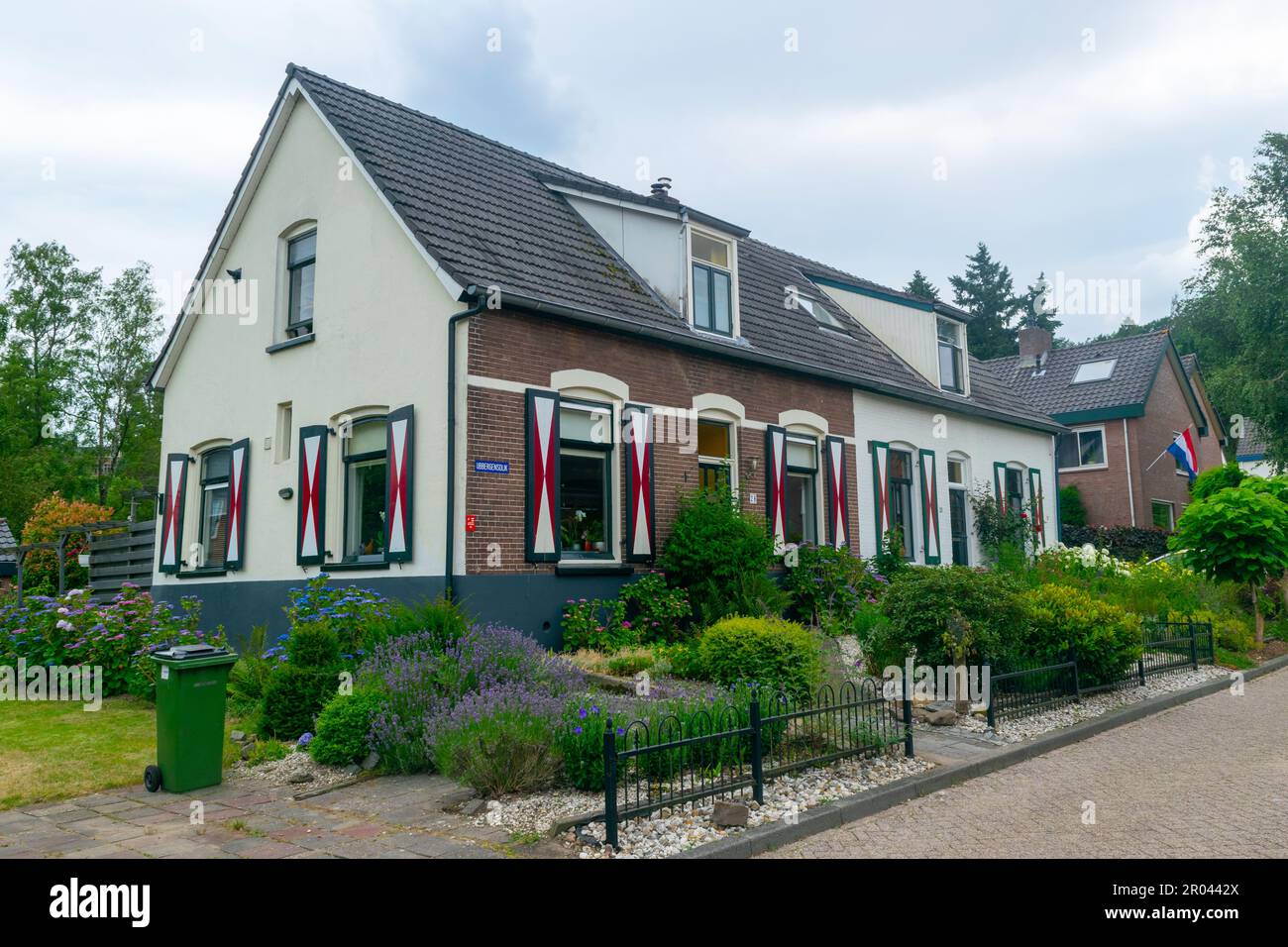 Typical dutch urban housing hi-res stock photography and images - Alamy